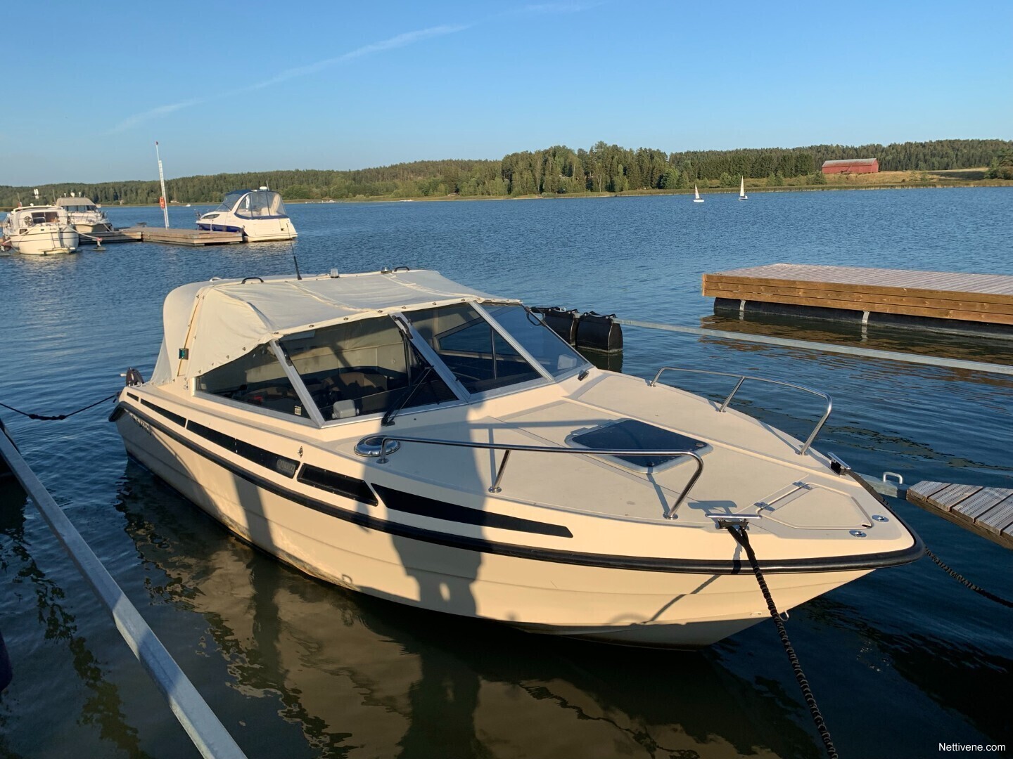 Uttern 6200 DC Moottorivene 1992 Kaarina - Nettivene