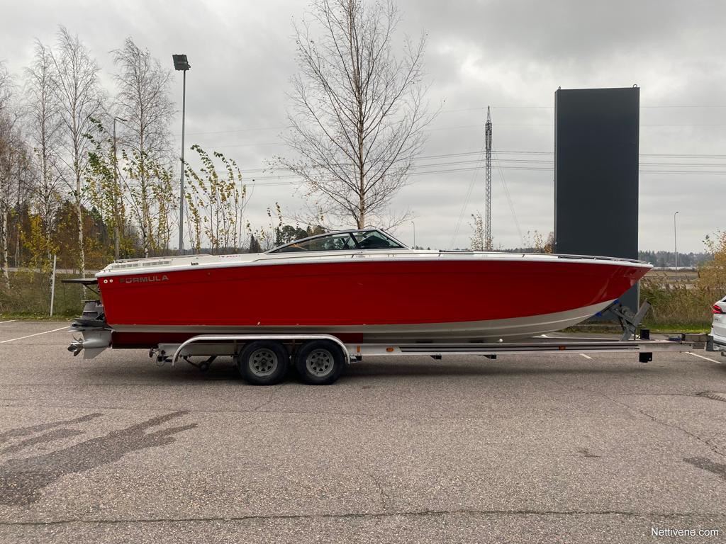 Formula 302 SR-1 Moottorivene 1986 Helsinki - Nettivene