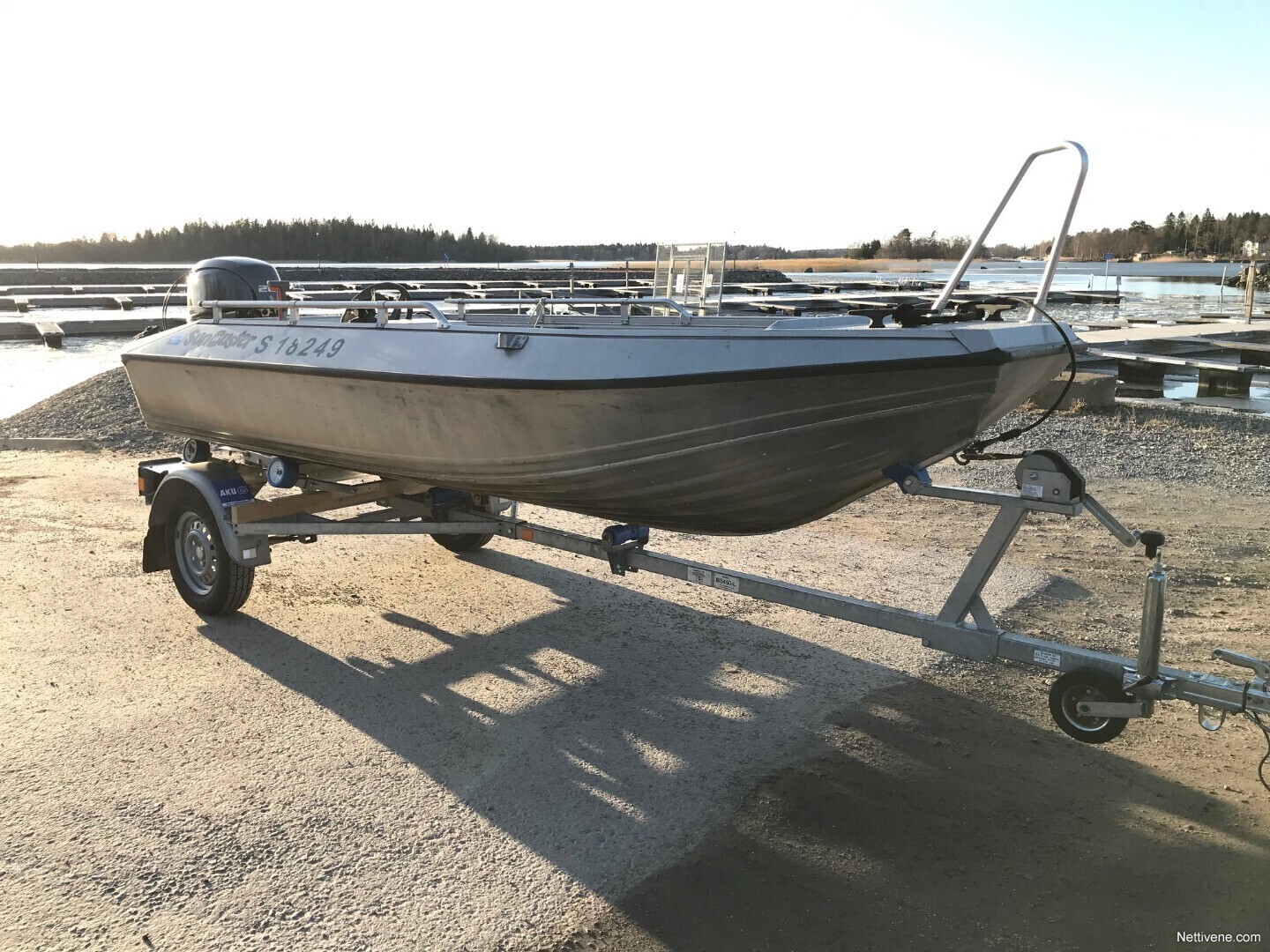 Buster Sun R + Aku450 Moottorivene 1996 Vaasa - Nettivene