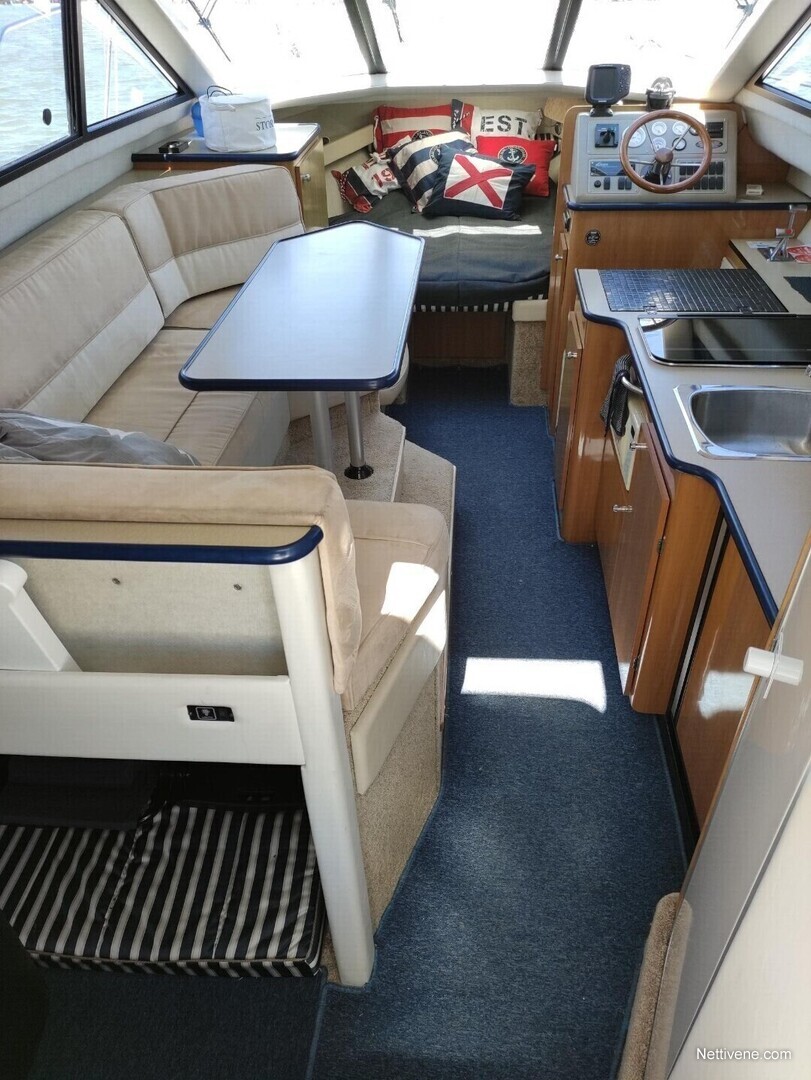 Bayliner 288 / 2858 fly diesel Moottorivene 2002 Raisio - Nettivene