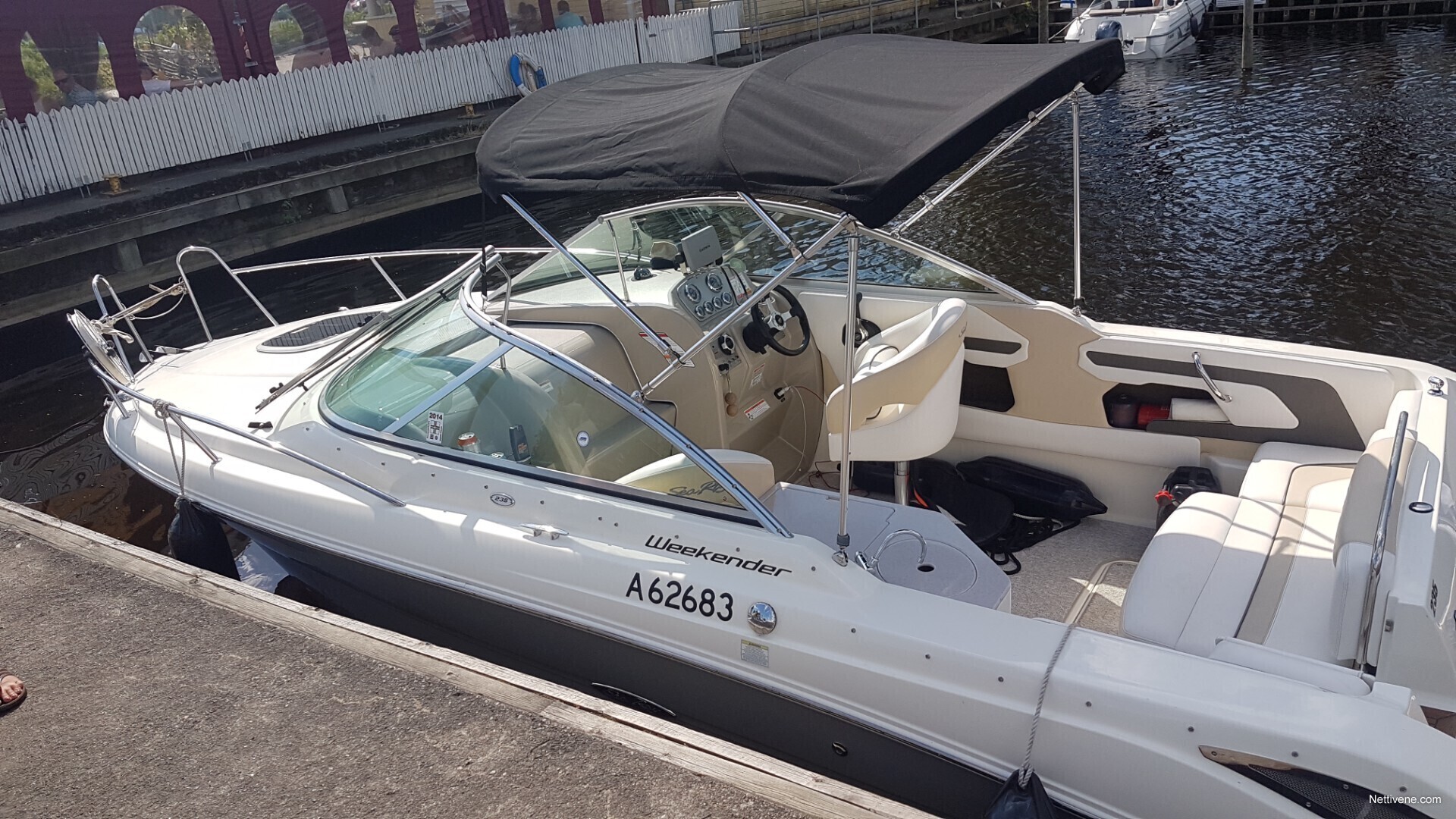 Sea Ray 235 Motor boat 2012 Nurmijärvi - Nettivene