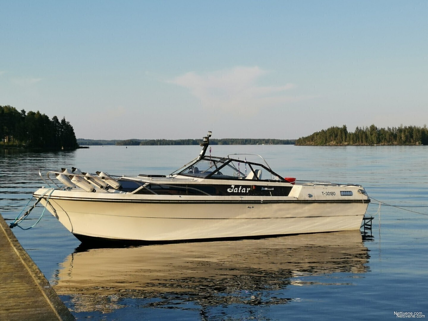 Scand 26 HC Qwin Queen V8 +Traileri Moottorivene 1983 Paimio - Nettivene