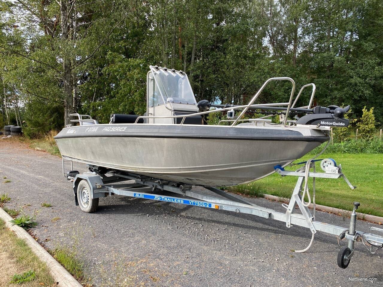 Buster LX Pro Moottorivene Loviisa - Nettivene