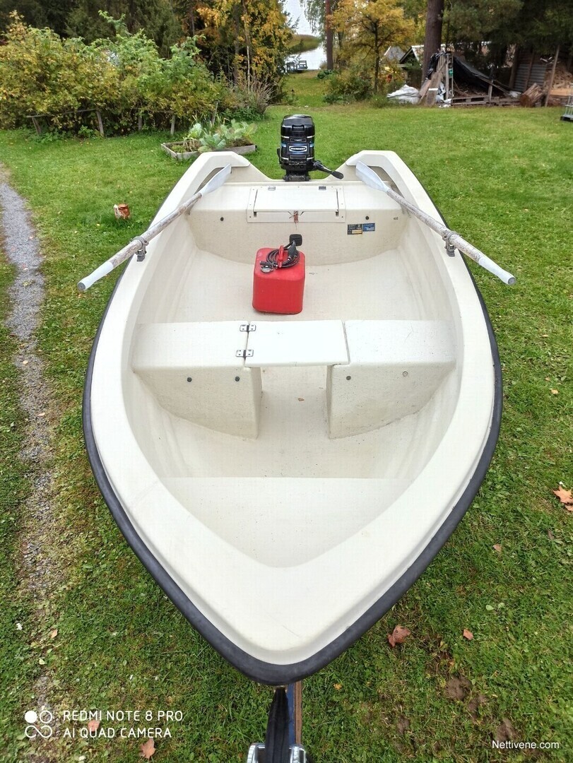 Crescent Crescent 405 Moottorivene 1995 Ylöjärvi - Nettivene