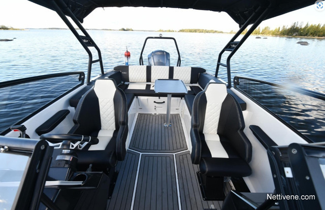 Finnmaster Husky R8S Motor boat 2020 Savonlinna - Nettivene