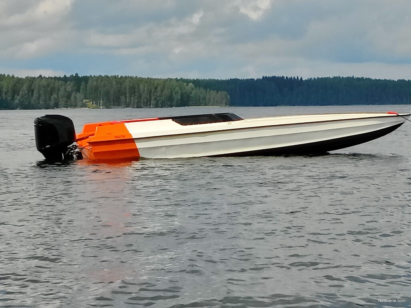 Phantom 23 Moottorivene 1980 Lappeenranta - Nettivene