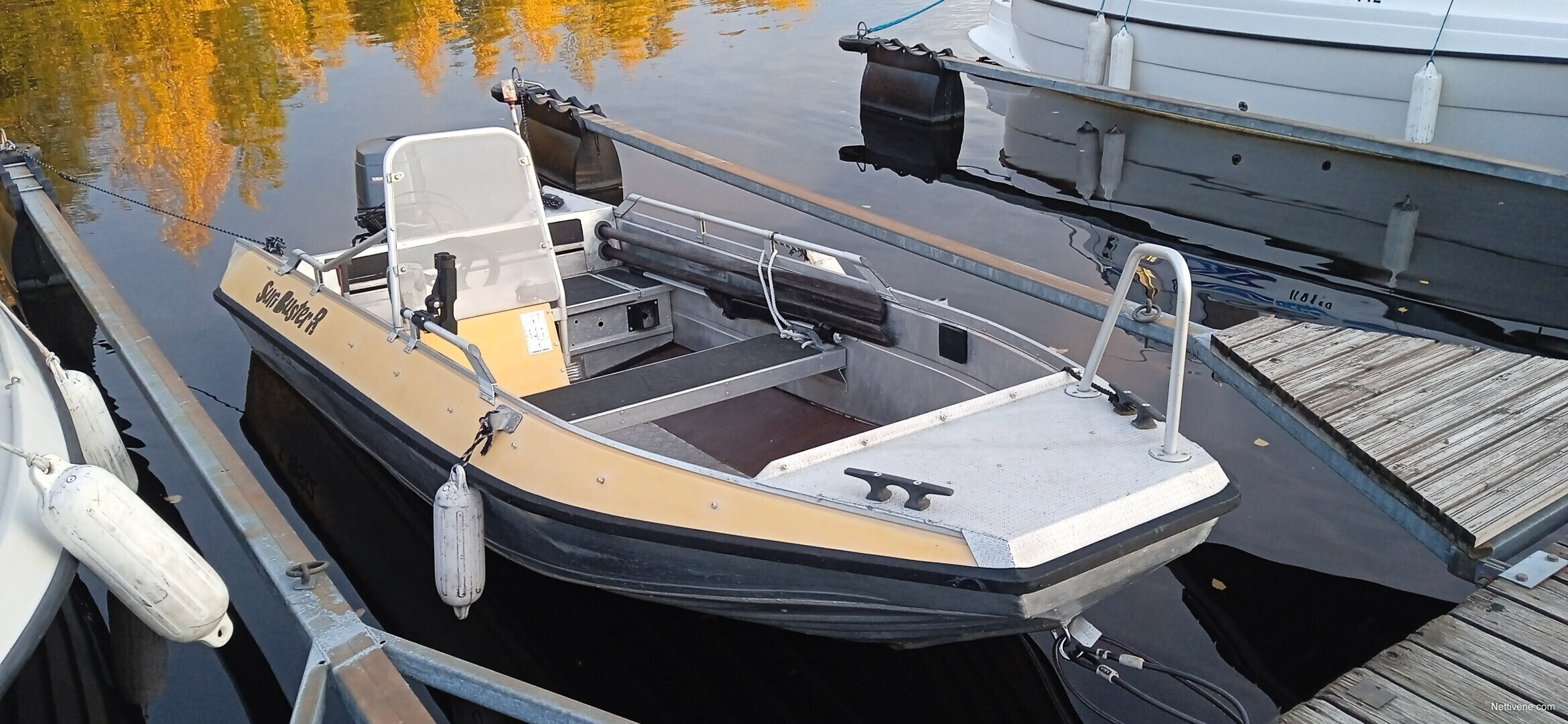 Buster Sun R Moottorivene 1988 Jyväskylä - Nettivene