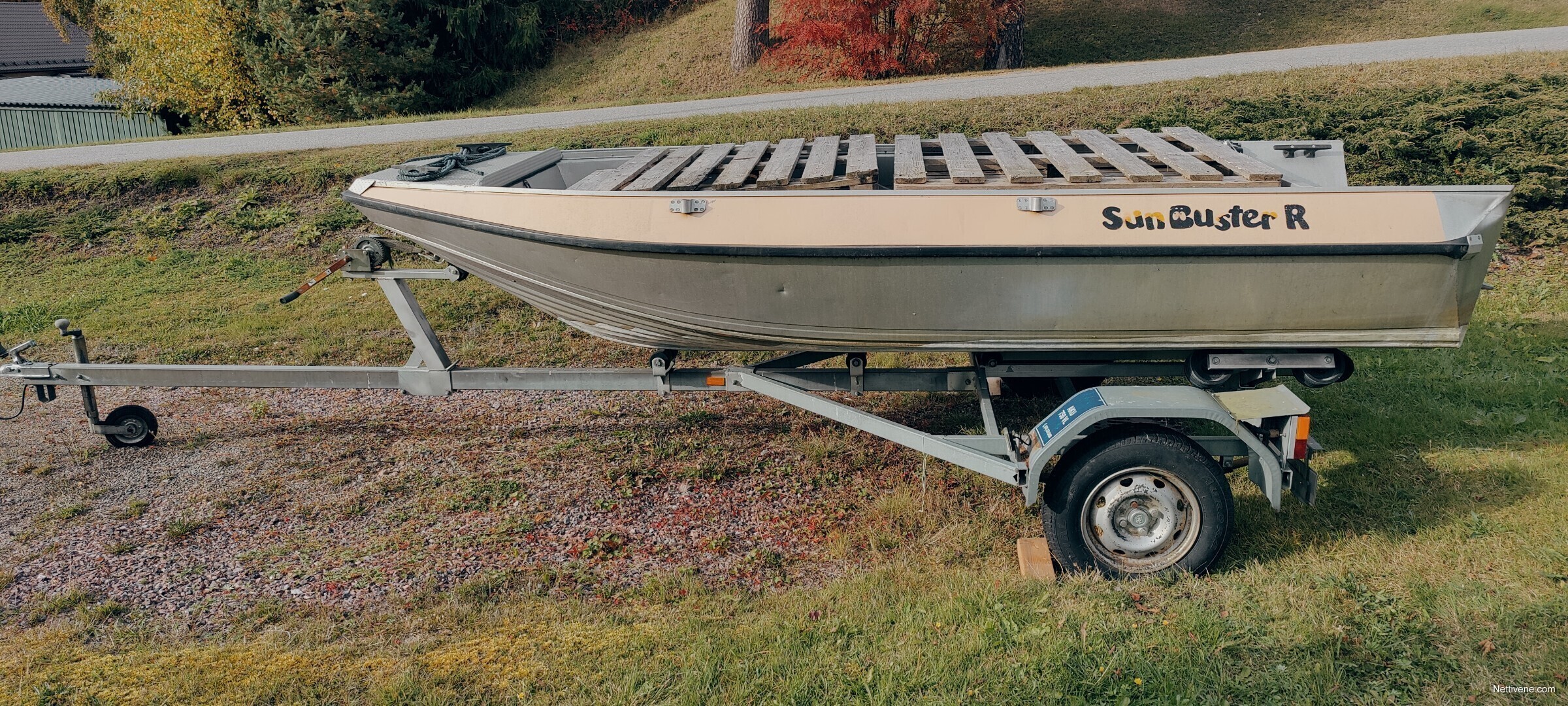 Buster Sun Buster R Motor boat Siuntio - Nettivene