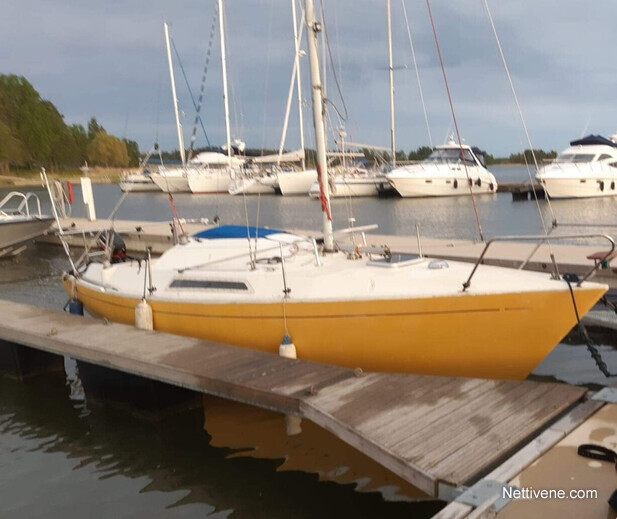 Helmsman 23 Sailing boat Sipoo - Nettivene