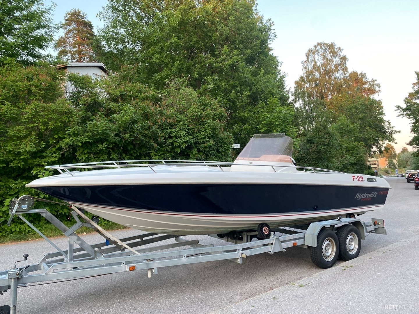 Hydrolift F23 Moottorivene 1997 Helsinki - Nettivene