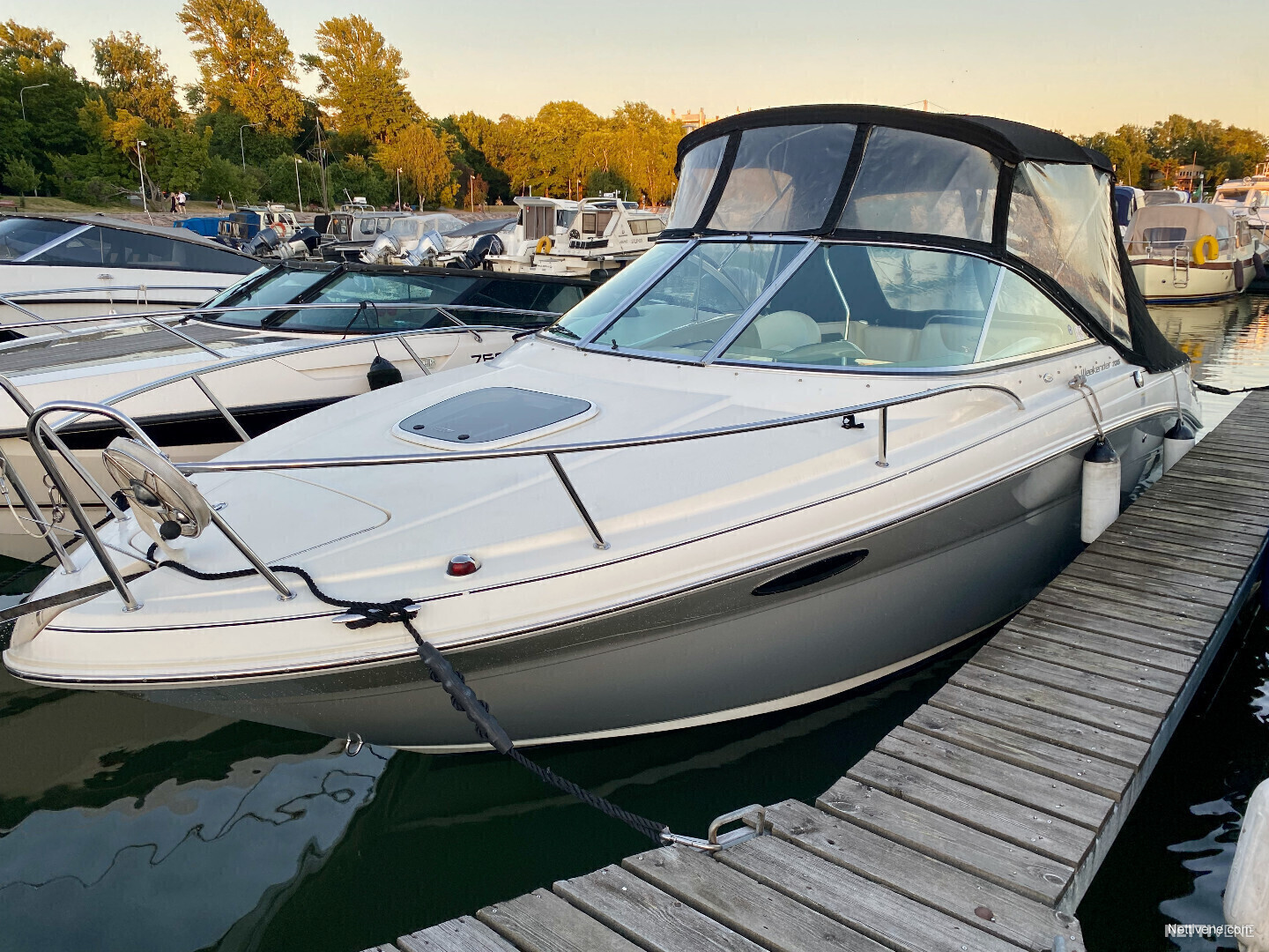 Sea Ray 235 Weekender Motor boat 2012 Helsinki - Nettivene