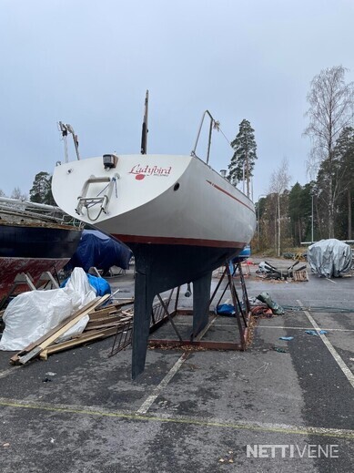 Helmsman Lady Purjevene 1982 Helsinki - Nettivene