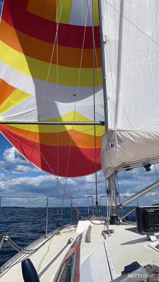 Helmsman Lady Purjevene 1982 Helsinki - Nettivene