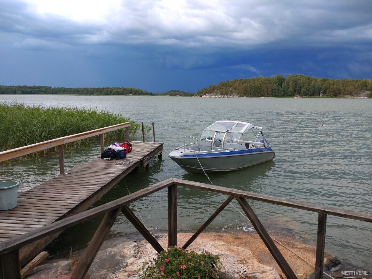 Buster X Moottorivene 2010 Raisio - Nettivene