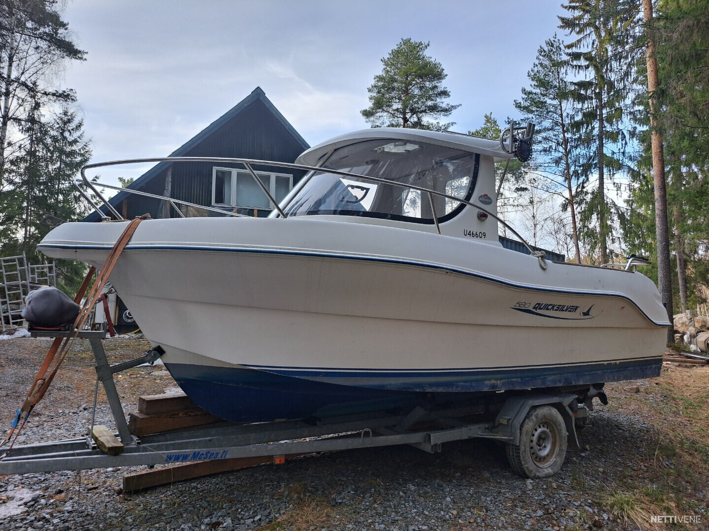 Quicksilver 580 Pilothouse Moottorivene 2004 Hauho - Nettivene