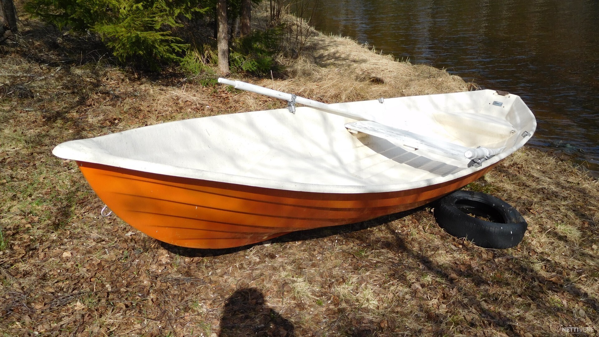 Lohi 500 (Varattu 14.5. saakka) Soutuvene Rantasalmi - Nettivene