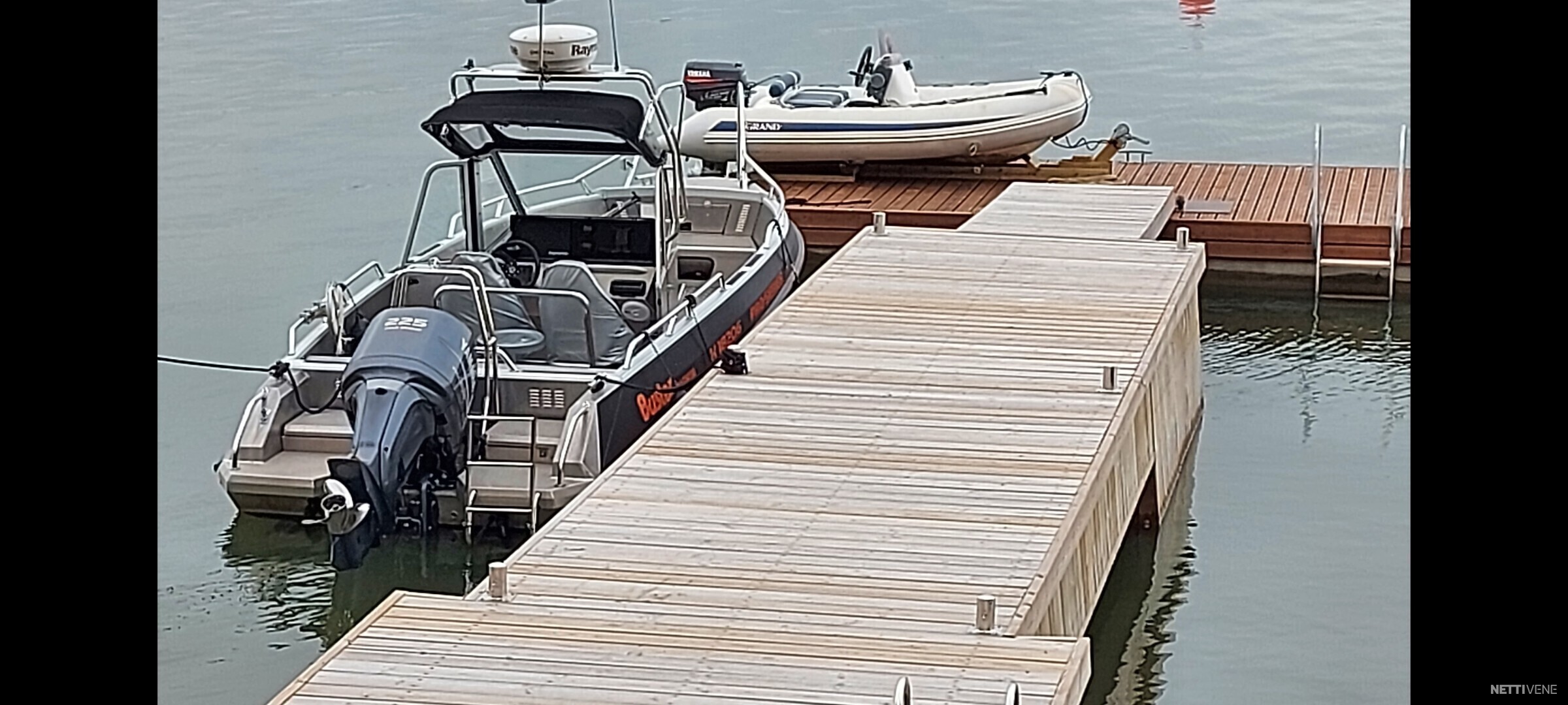 Buster Magnum Pro Series Moottorivene 2010 Naantali - Nettivene