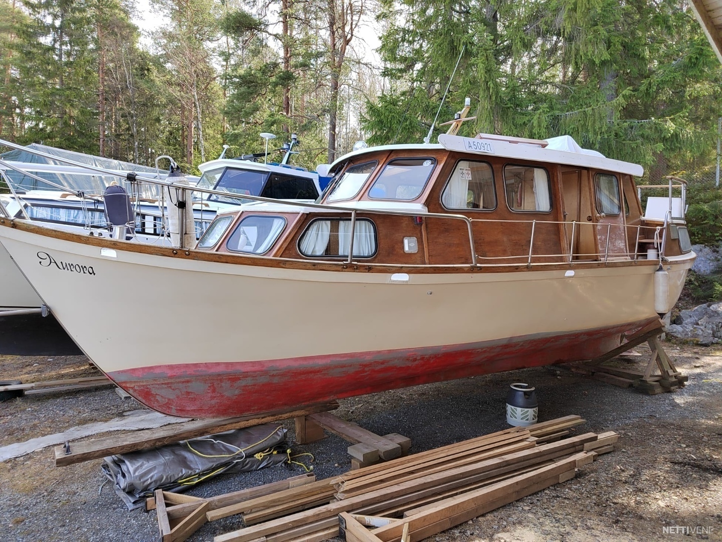 Norppa 9 VARATTU Moottorivene 1987 Tampere - Nettivene