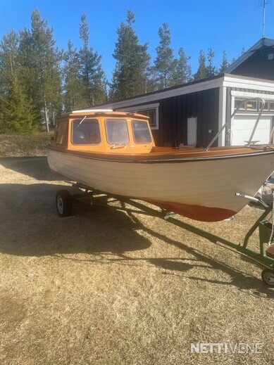 Uttern Uttern 560 Moottorivene Suomen ulkopuolella - Nettivene