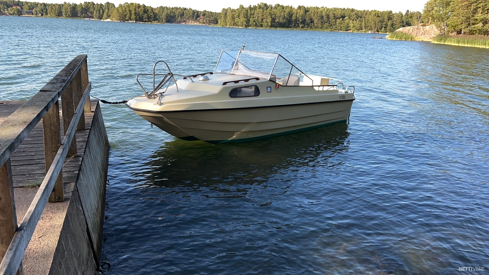 Flipper 575 Cabin Moottorivene 1974 Vantaa - Nettivene