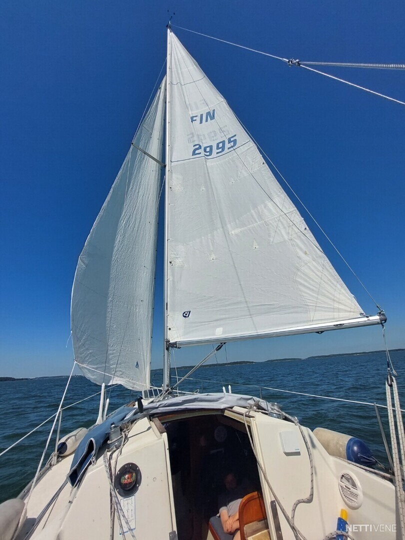 Avance 245 Purjevene 1983 Turku - Nettivene