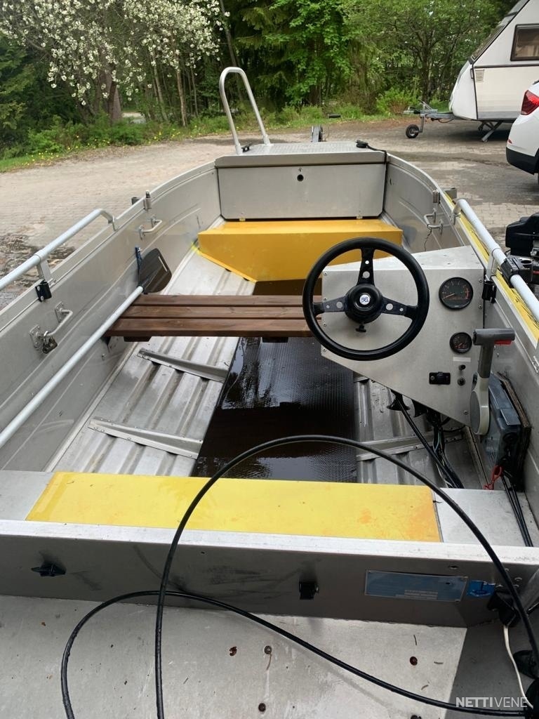 Buster Sun Moottorivene 1995 Savonlinna - Nettivene