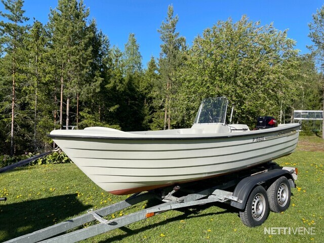 Crescent 465 Trader Moottorivene 2002 Parainen - Nettivene