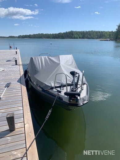 Buster XL *VARATTU* Motor boat 2006 Raasepori - Nettivene