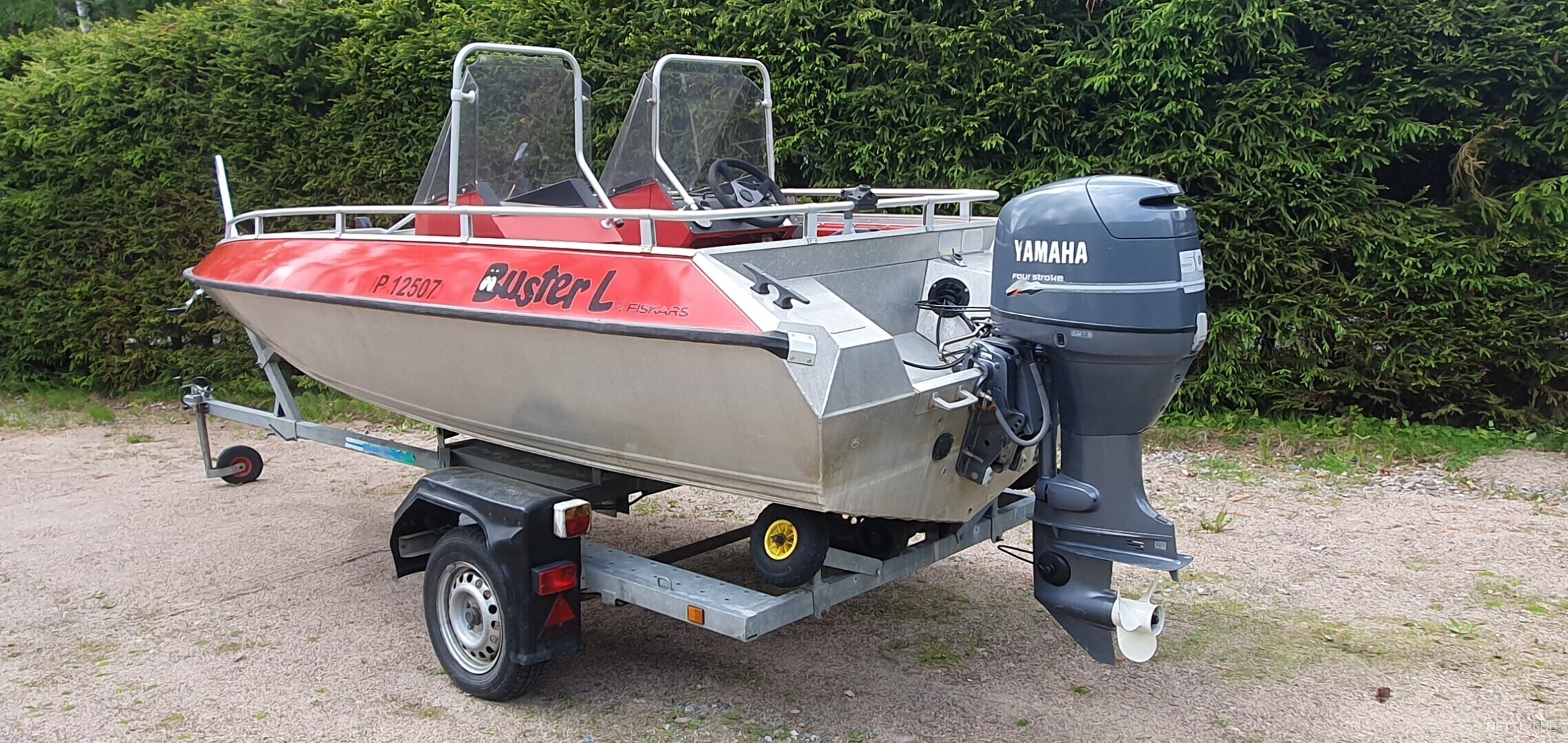 Buster L2 + Muuli 750 LP traileri Moottorivene 2001 Porvoo - Nettivene