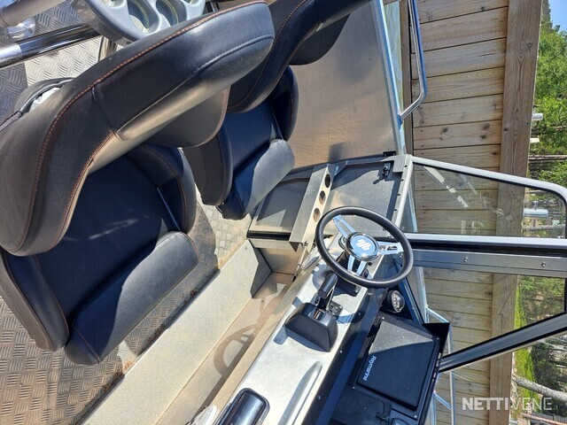 Buster Magnum Pro Series Moottorivene 2010 Naantali - Nettivene