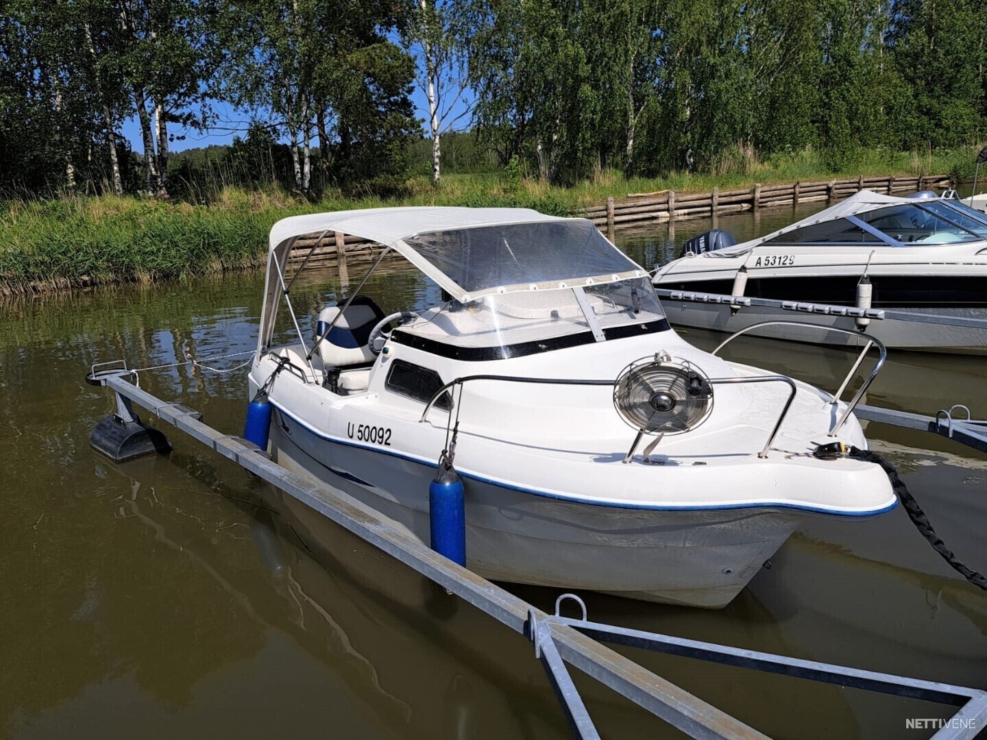 Quicksilver 450 Cabin Moottorivene 2003 Vantaa - Nettivene