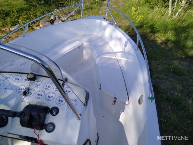 Uttern 5202 Motor boat 2000 Lemland - Nettivene