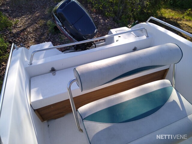 Uttern 5202 Moottorivene 2000 Lemland - Nettivene