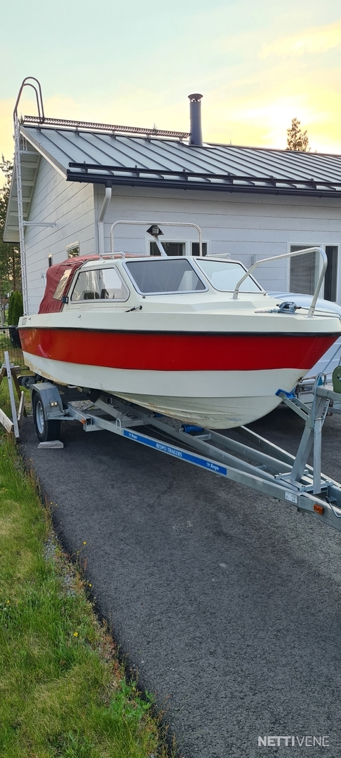 Flipper 575 HT Moottorivene 1984 Mustasaari - Nettivene