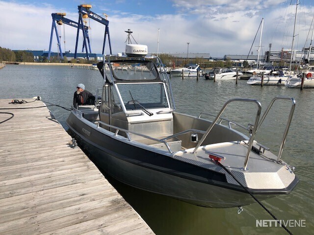 Buster Magnum Pro Series Moottorivene 2015 Naantali - Nettivene