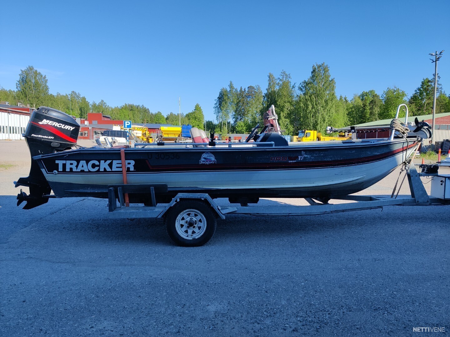 Tracker Pro V deep 17 Moottorivene 1990 Tampere - Nettivene