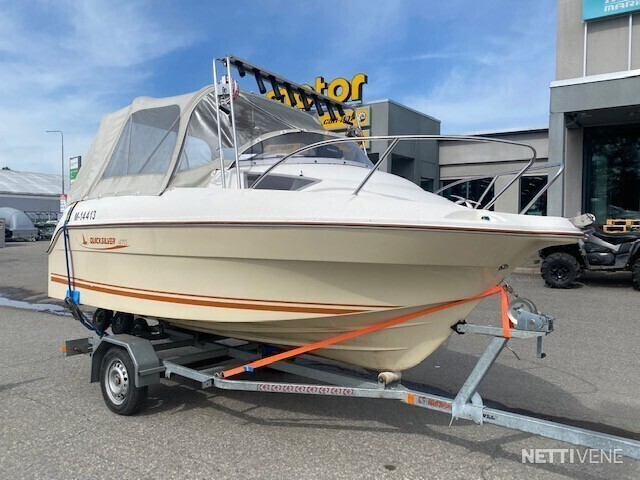 Quicksilver 470 cruiser Moottorivene 2007 Joensuu - Nettivene