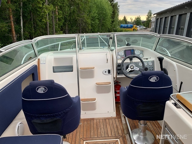 Uttern D68 Exclusive Diesel Moottorivene 2009 Vaasa - Nettivene