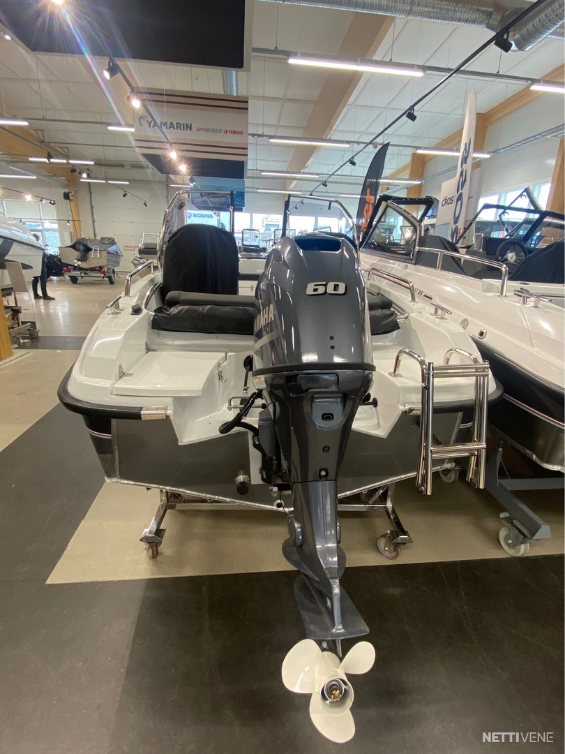 Yamarin Cross 49 BR Premium Edition Moottorivene 2022 Pirkkala - Nettivene