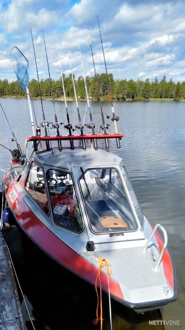 Buster L Professional sis. traileri Moottorivene 2005 Oulu - Nettivene