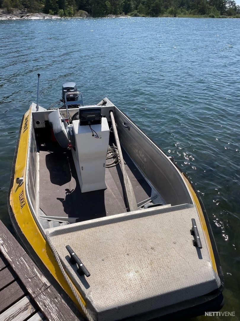 Buster Sun R Moottorivene 1990 Västanfjärd - Nettivene