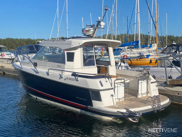 Nimbus 30 S Nova HT Moottorivene 2010 Helsinki - Nettivene