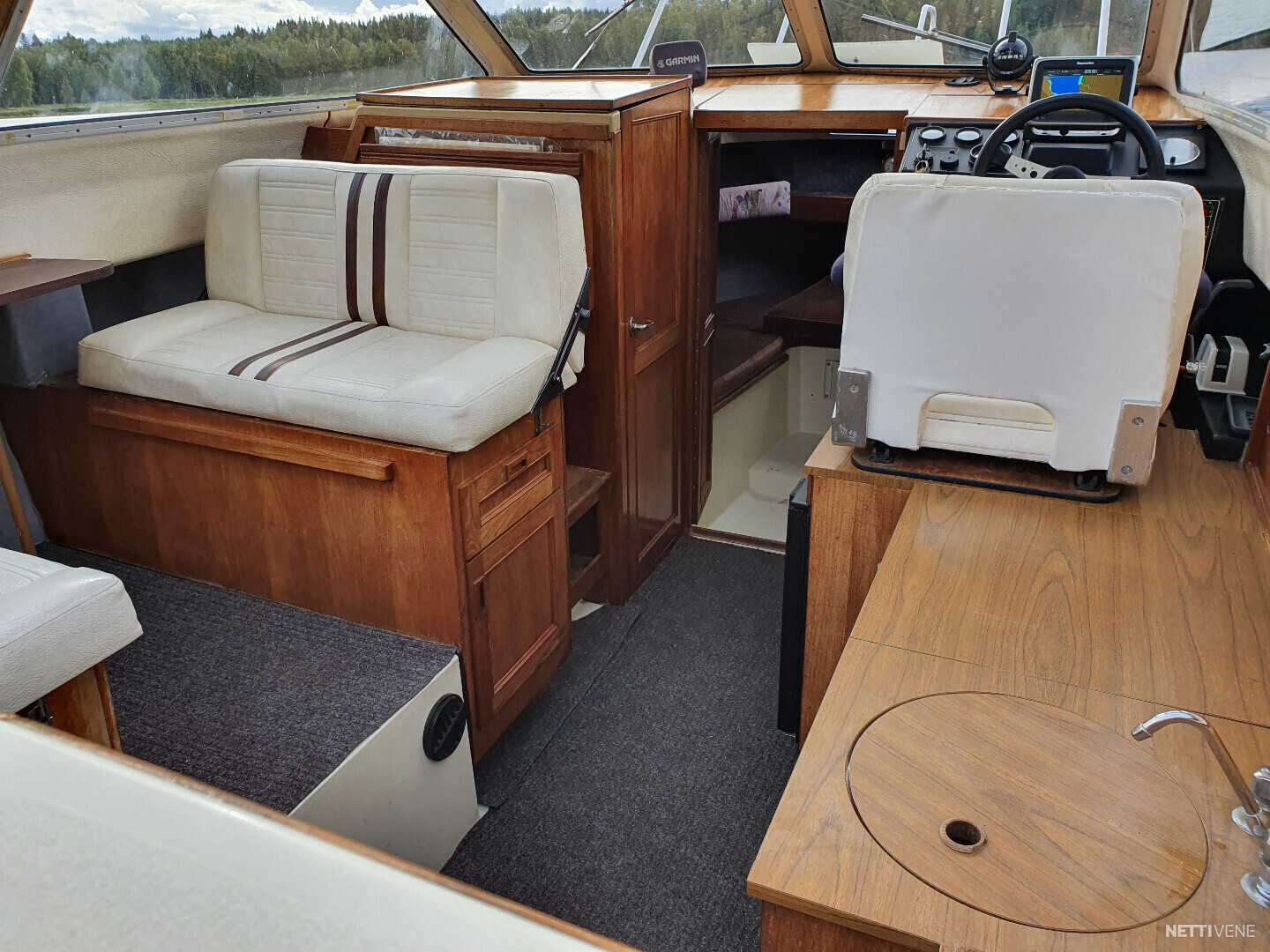 Flipper 740 + satamatraileri Moottorivene 1986 Akaa - Nettivene