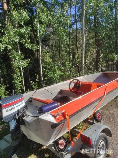 Buster Buster R Moottorivene 1983 Sipoo - Nettivene