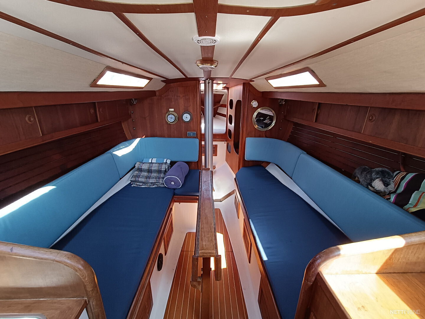 Helmsman Lady Purjevene 1976 Helsinki - Nettivene