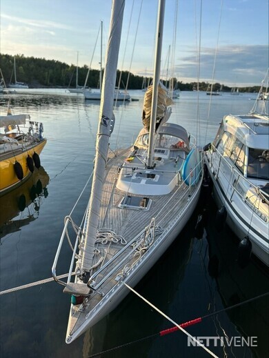 Omega 42 Purjevene 1980 Suomen ulkopuolella - Nettivene