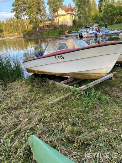 Crescent 435 Moottorivene 1975 Leppävirta - Nettivene