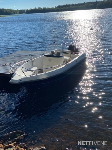 Uttern S52 Exclusive Moottorivene 2005 Mustasaari - Nettivene