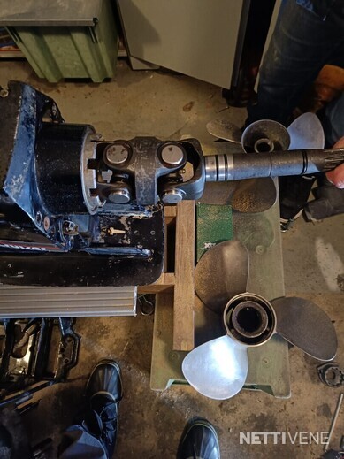 MerCruiser Bravo 2 Engine Turku - Nettivene