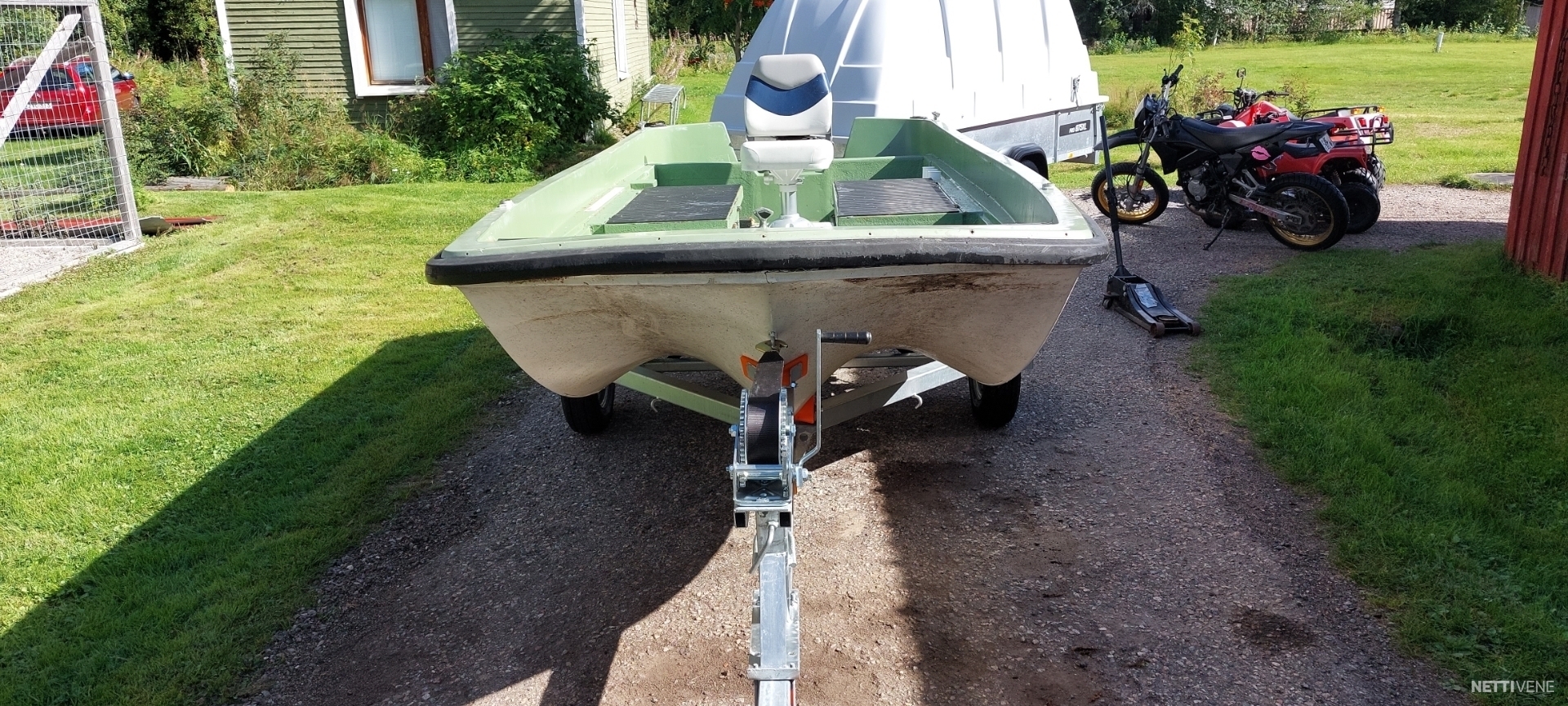 Finmar Universal Moottorivene 1970 Suomussalmi - Nettivene